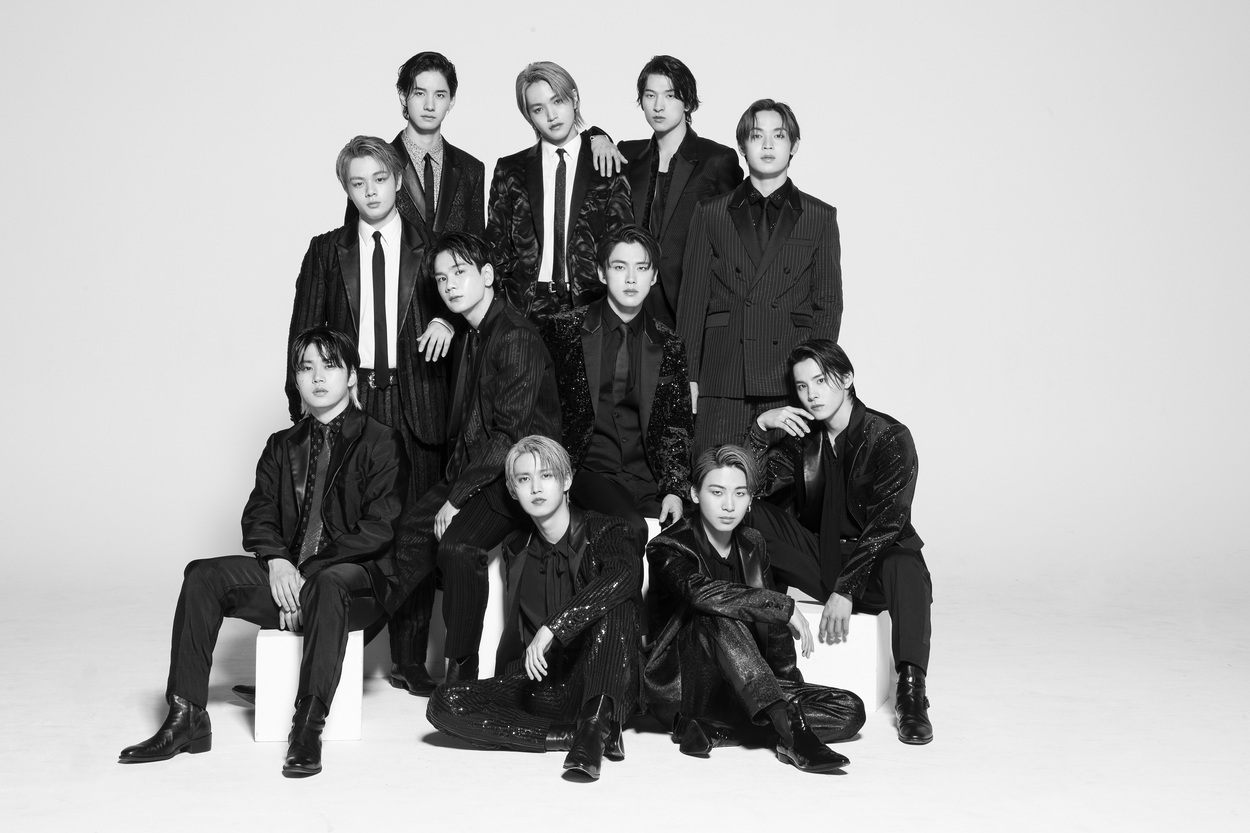 JO1の”香り漂う”超クールなスーツ姿に”キュン死に女子”が続出！ - JJ