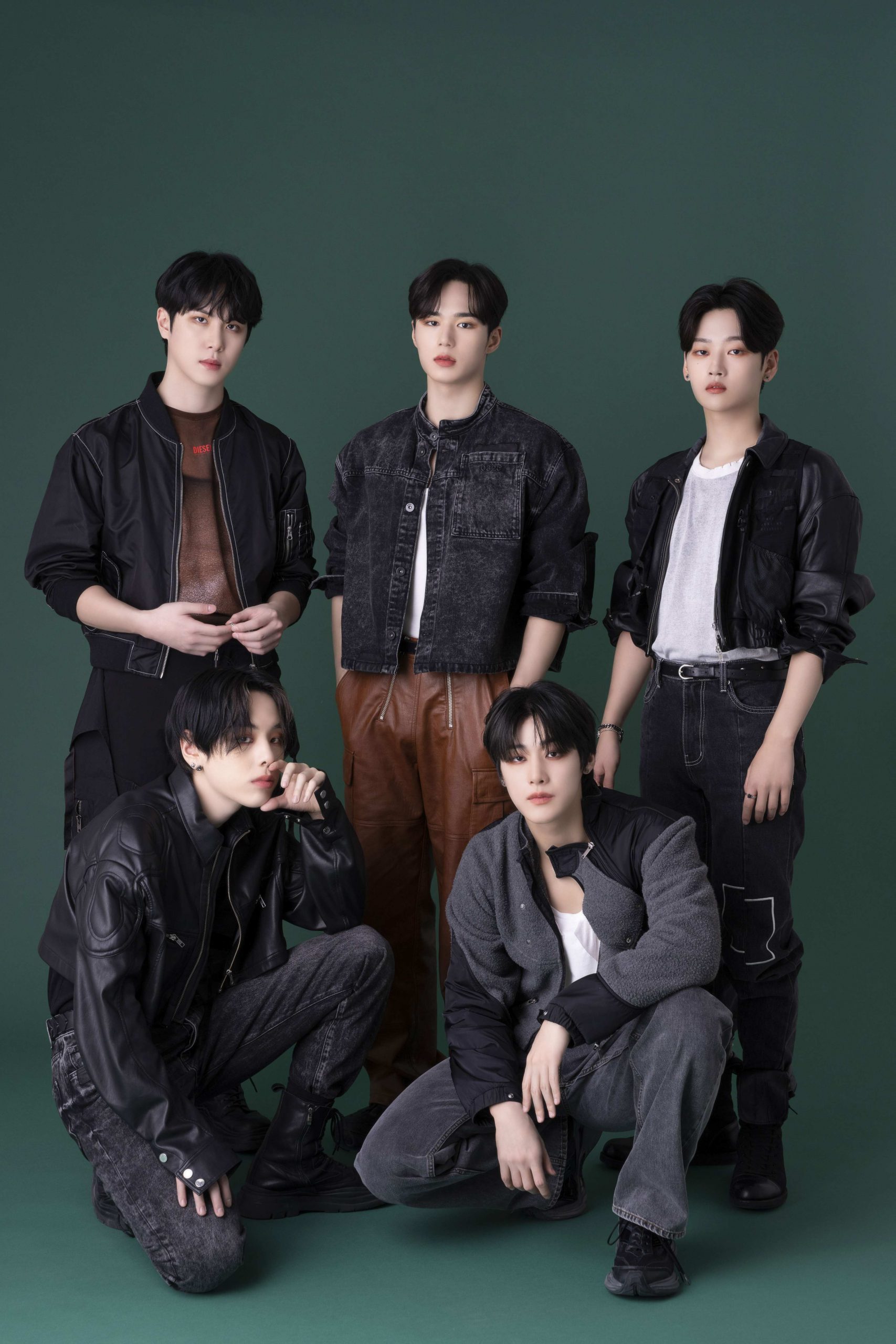 清涼アイコンの登場！K-POPの新星【WEi】独占インタビュー - JJ